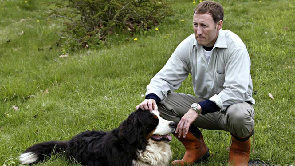 Frank Stronach sues his daughter Belinda alleging mismanagement of ...